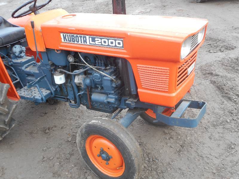 Kubota L2000 Tractor, 3-Cylinder Di... | LE Tractors #9 | K-BID