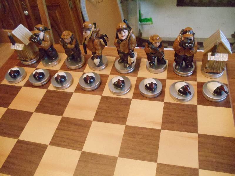 Ducks Unlimited Chess Set. | K & C Auctions Blaine 32 | K-BID