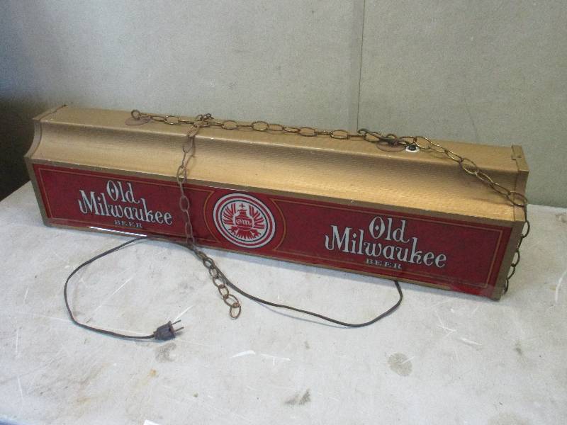 Old Milwaukee Pool Table light | December Consignments | K-BID