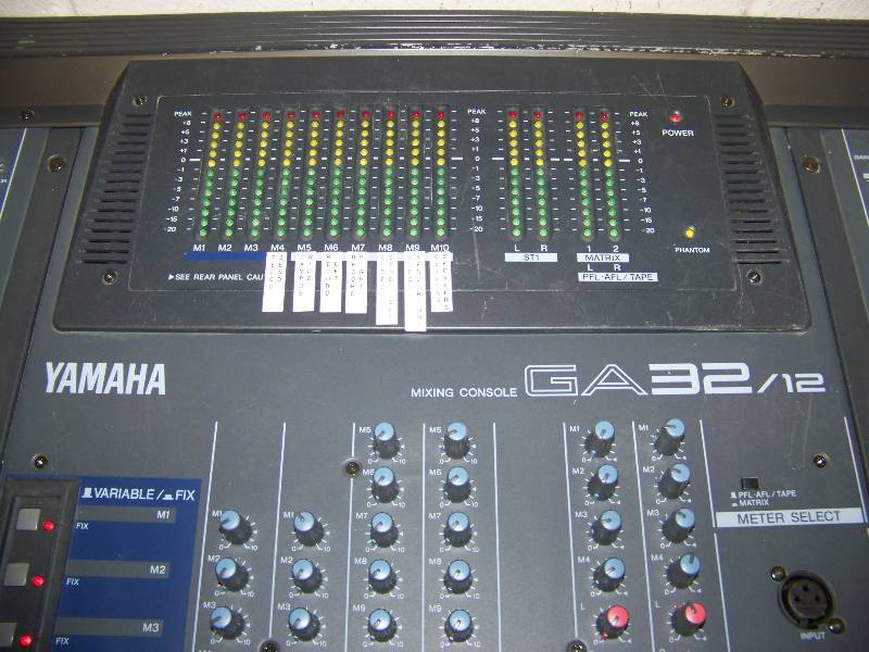 Yamaha, Mixing Console / Audio Mixer / Mixing Board | #216 LCD/LED ...