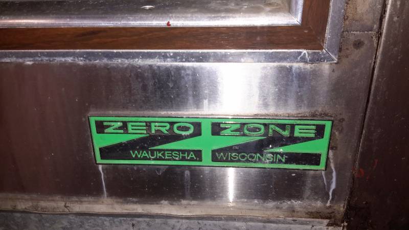 Zero Zone Freezer unit.. 4 doors. Model: RI 4 DFR-KT Single phase ...