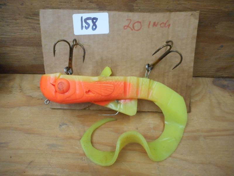 20" Bulldog Muskie Lure ... | LE Ammunition & Fishing | K-BID