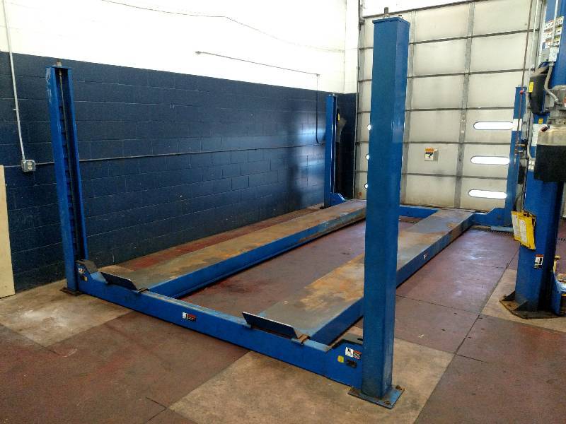 Rotary Model SM123-10 12,000 lb. 4 ... | Transmission Shop | K-BID