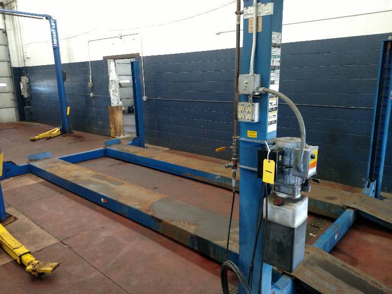 Rotary Model SM123-10 12,000 lb. 4 ... | Transmission Shop | K-BID