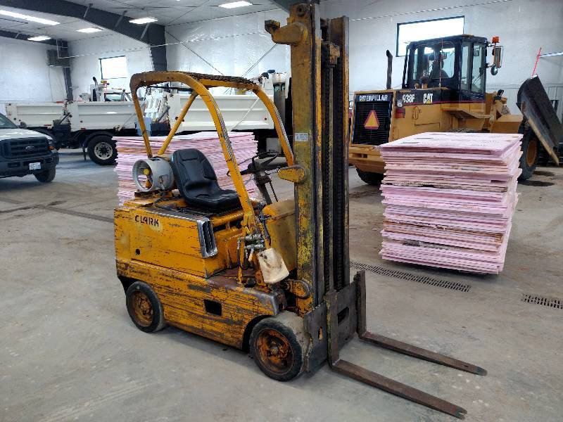 Clark C40 Lp Gas Forklift, 4000 lb.... | JMS March Tools & Consignments ...