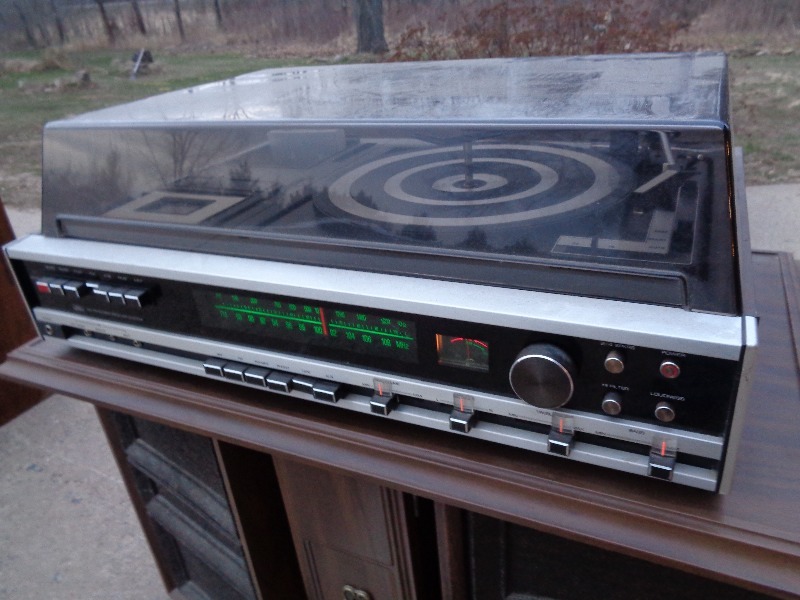 Vintage Sears Stereo System and Cabinet | Tools, Furniture, Household ...