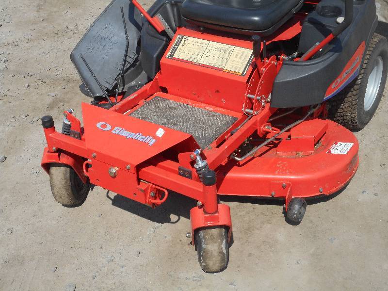 Simplicity Zero-Turn Mower With Collection System | Loretto Equipment ...