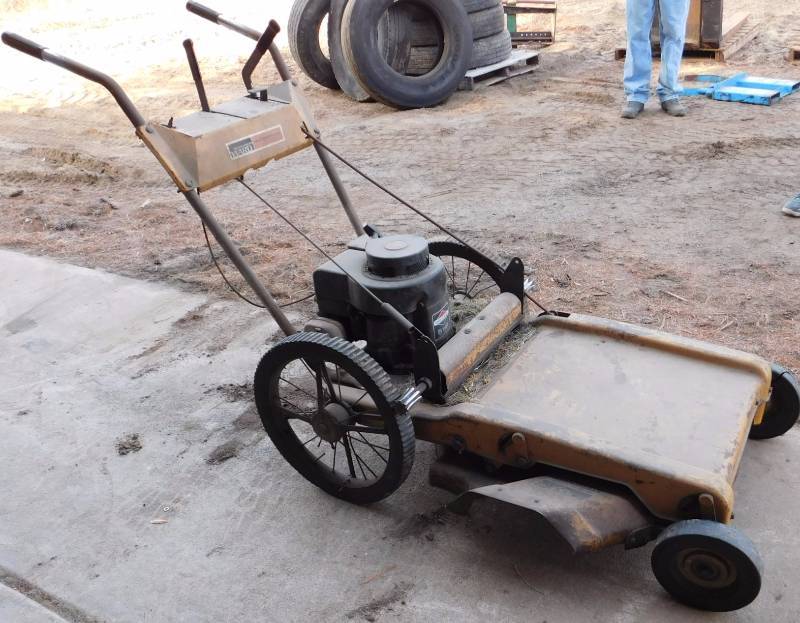 Montgomery Ward Lawn Mower | Herc-U-Lift Grand Rapids | K-BID