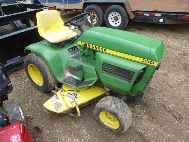 John Deere 210 Lawn Tractor | NCS 2008 Gulf Stream, JDs & Equip 2016 ...