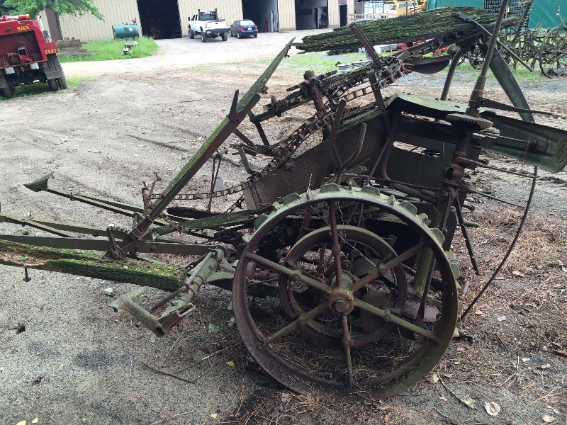 Vintage - Potato picker | Greeder Liquidation #1 | K-BID