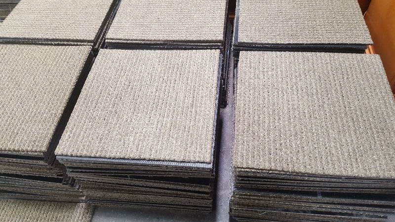 Commercial Grade Rubber Backed Carpet Tiles. 18" x18" | K-BID