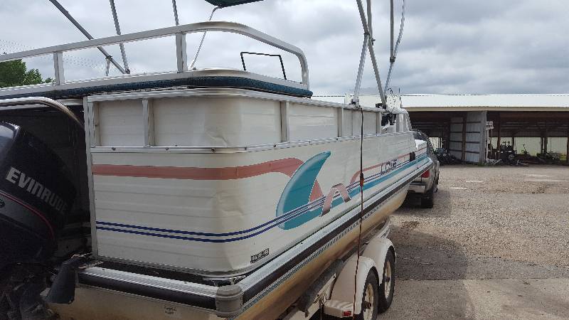 24 foot, 1996 Lowe 2400 Open Bow Deck Boat with a 150 Hp Evinrude ...