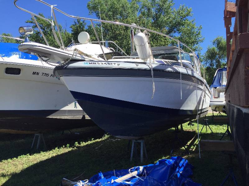 Formula Thunderbird 30ft Boat | K-BID