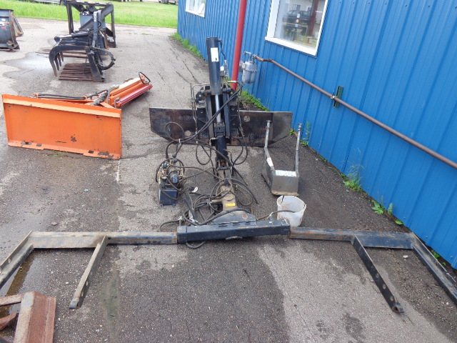 Wheel Lift | Skid Steer Attachments, Metal, Fittings & More | K-BID