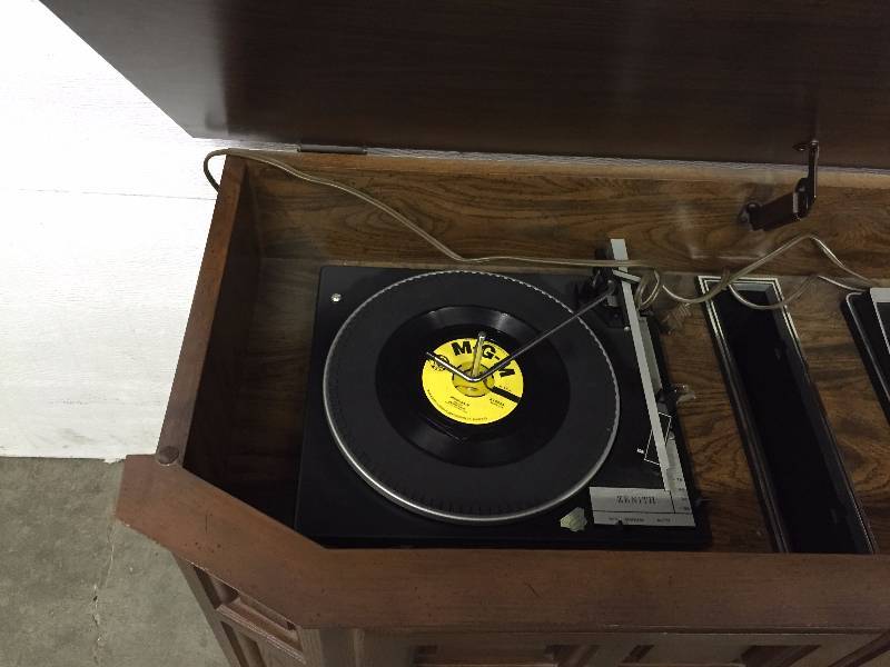 ZENITH ALLEGRO SOUND SYSTEM, TURNTABLE, 8 TRACK CONSOLE STEREO | AUGUST ...
