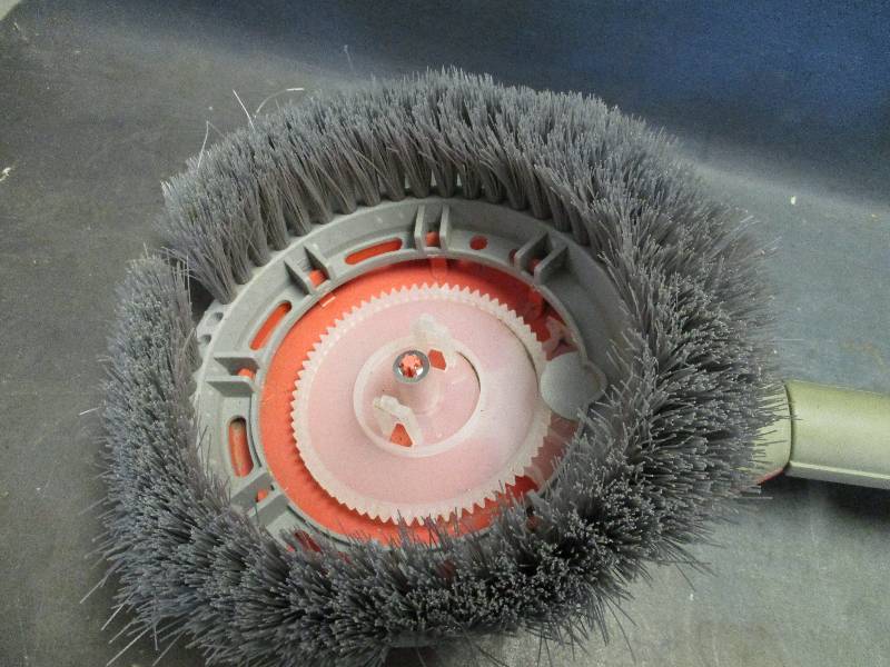 Swirlon Car Wash Brush | September Consignment Sale | K-BID