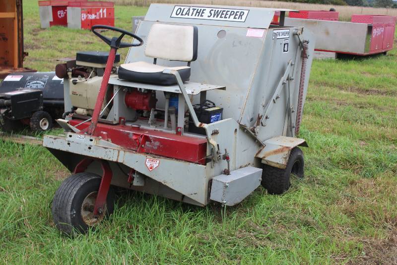 Olathe Sweeper 48" Swath | Independence Commercial Contractor Surplus ...