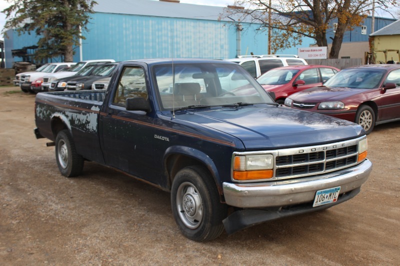 1992 Dodge Dakota V6 - 8ft Box, One Owner, Low Miles | MnAutoAuctions ...
