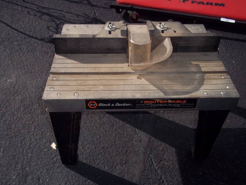 Black and Decker Router Table | Advanced Sales Consignment Auction #176 ...
