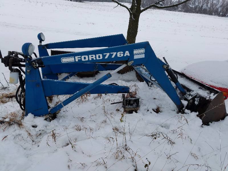 Ford Tractor Loader 776A with Bucket and Front Pump | White Feather ...