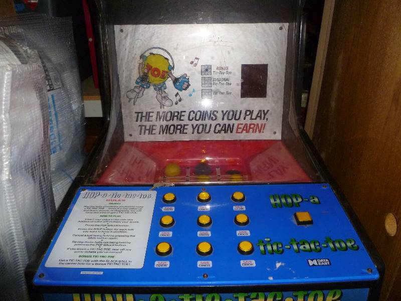 Hop Tic Tac Toe Arcade Game | Entertainment Rental Company Liquidation ...