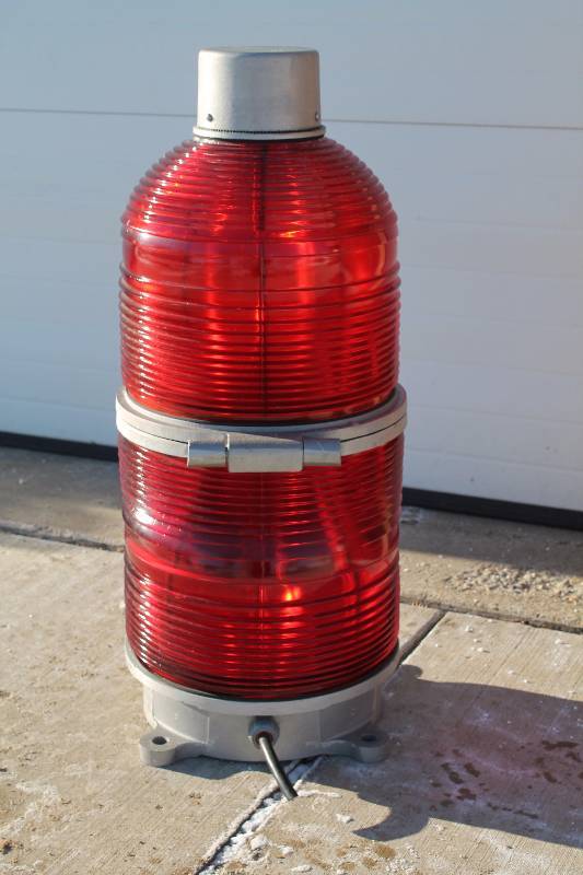 Beacon Tower Light | Pine Bend Consignment | K-BID