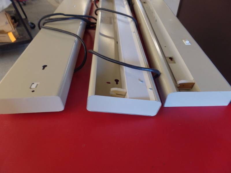 Under Cabinet/Cubicle Lighting | ABI 368 Lighting | K-BID