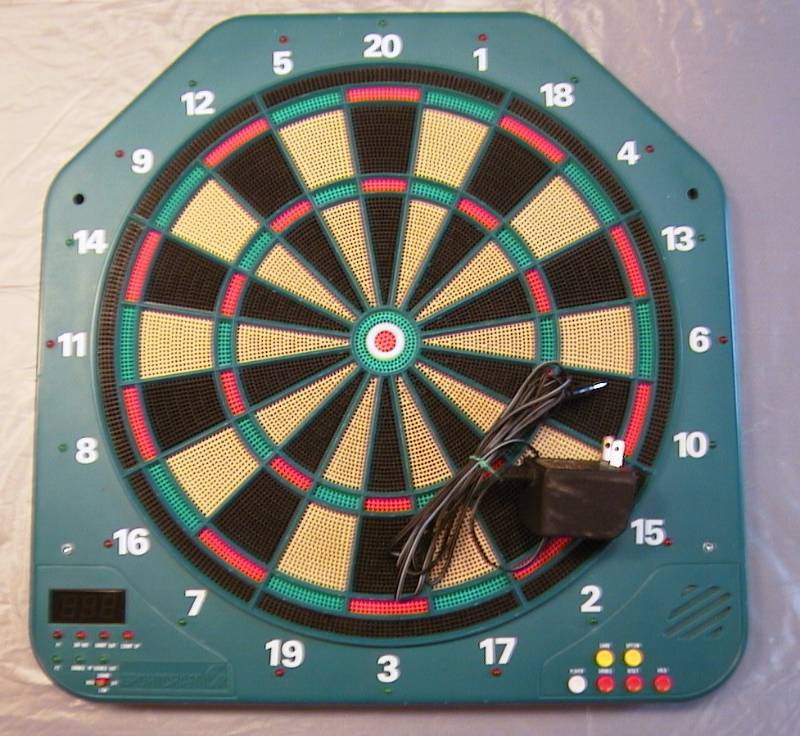 Electric dart board - works well | APRIL CONSIGNMENTS #2 | K-BID