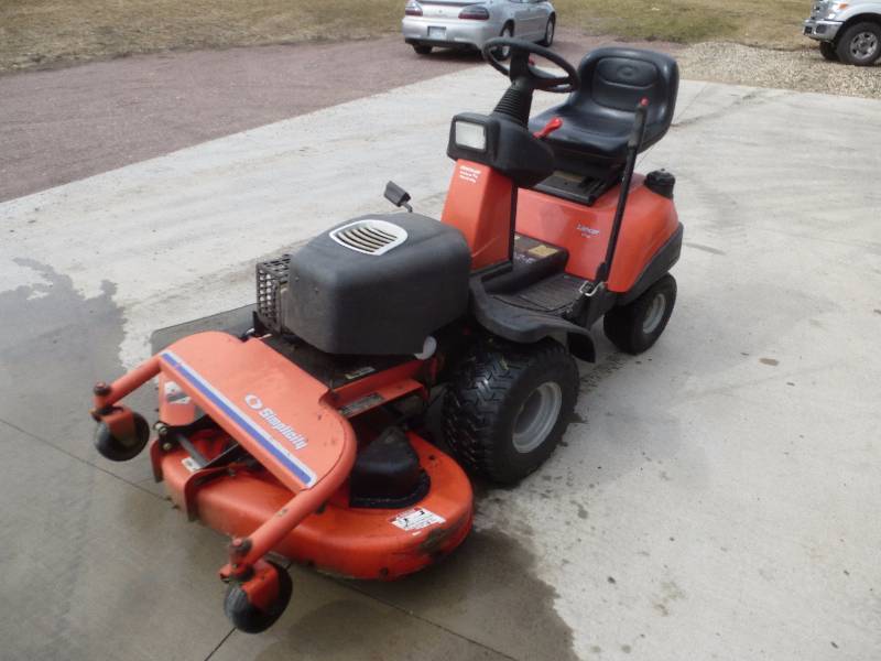 Simplicity Lancer Zero Turn Mower | NCS RV Liquidation 2017 | K-BID