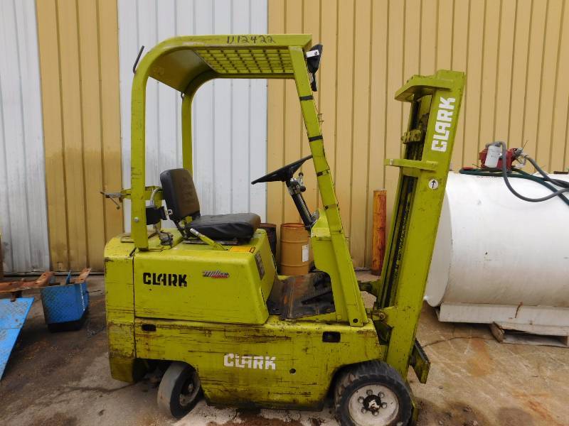 3000lb Clark C500-30 Forklift | Herc-U-Lift St.Cloud - April | K-BID