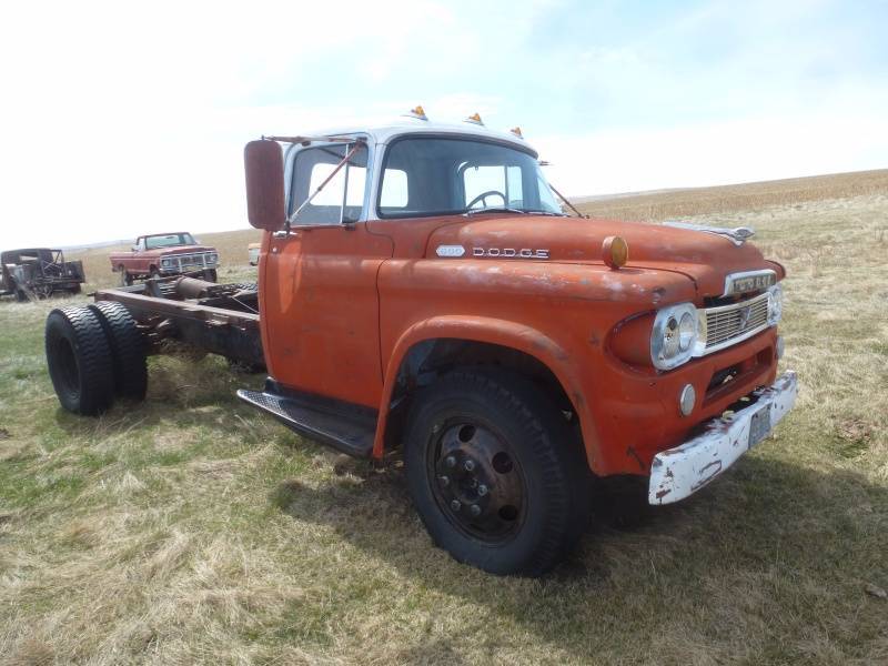 1960? Dodge D 500 Truck | NCS Antique Auto Liquidation South Dakota ...