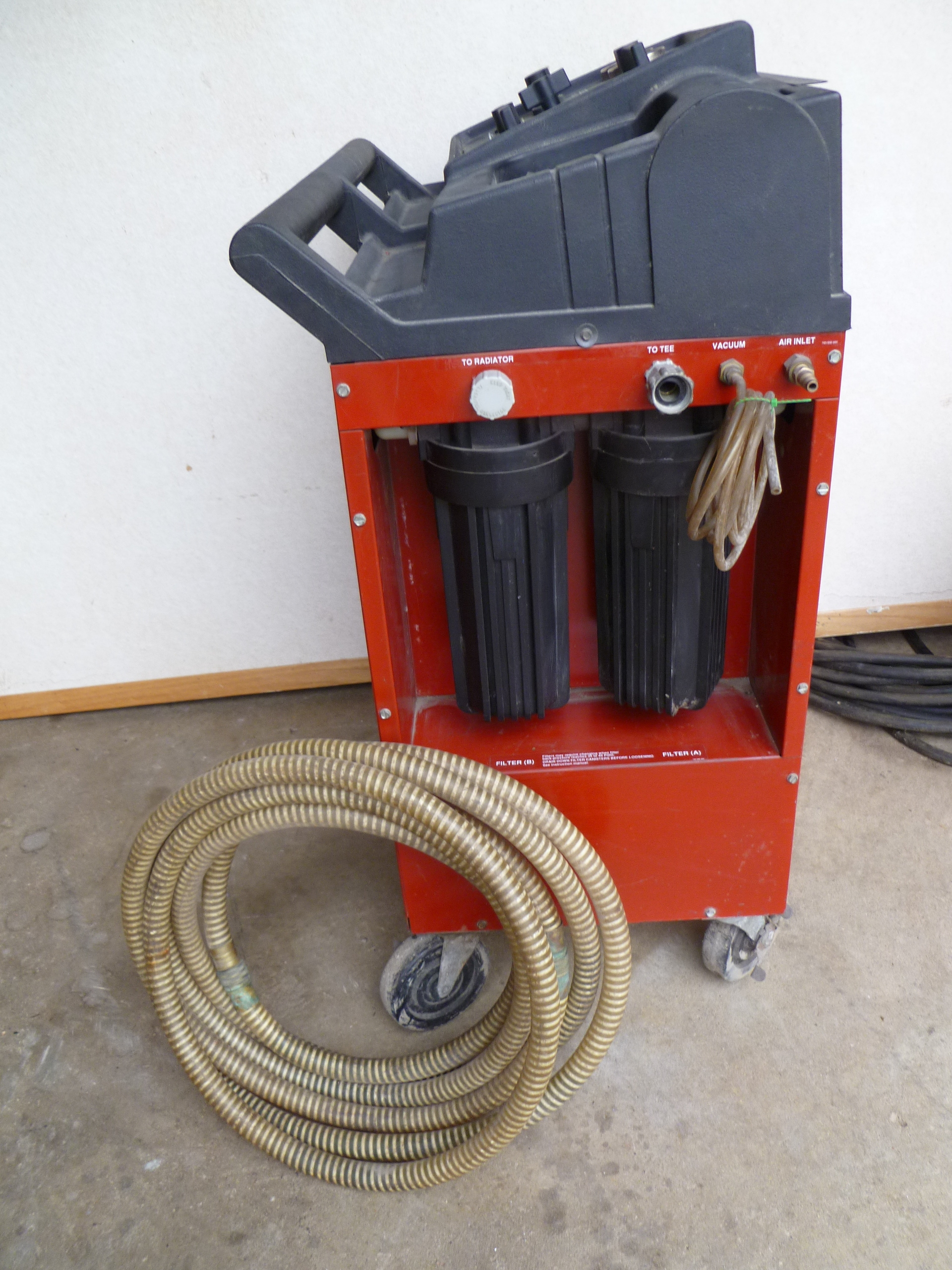 Century 87600 Coolant Flush Machine | Nitro Auctions 4 Lawn & Garden ...
