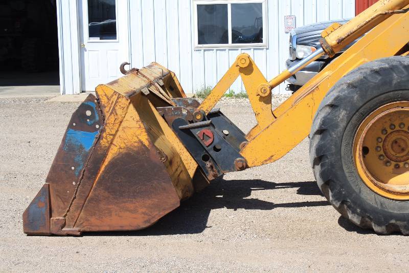 Ford A62 Wheel Loader / Pay Loader Turbo Diesel with Forks and Bucket ...