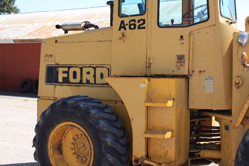 Ford A62 Wheel Loader / Pay Loader Turbo Diesel with Forks and Bucket ...