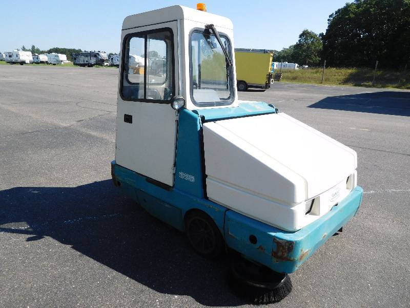RV/Camper Sale and Tennant Street Sweeper | K-BID