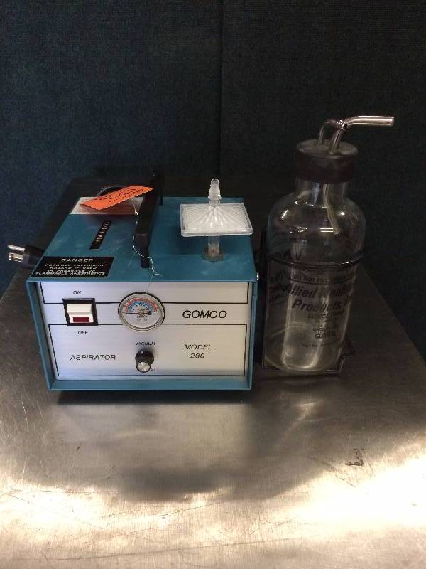 Retails Used $400 Gomco Model 280 Suction Pump Portable Tabletop ...