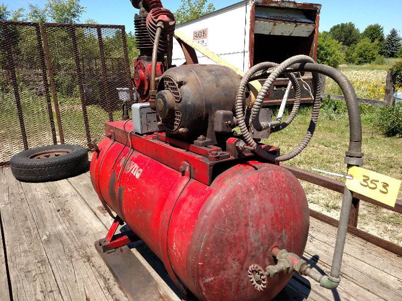 Wayne Vintage Air Compressor, 1 1/2... | Valley Lawn & Sport | K-BID