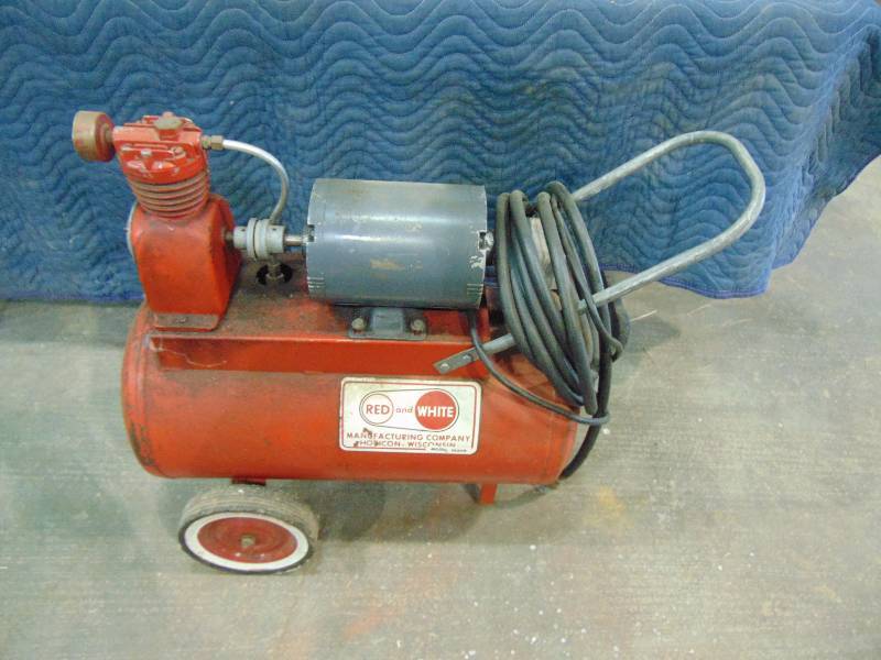 Red and White MFG Air Compressor | GRC August Consignments | K-BID