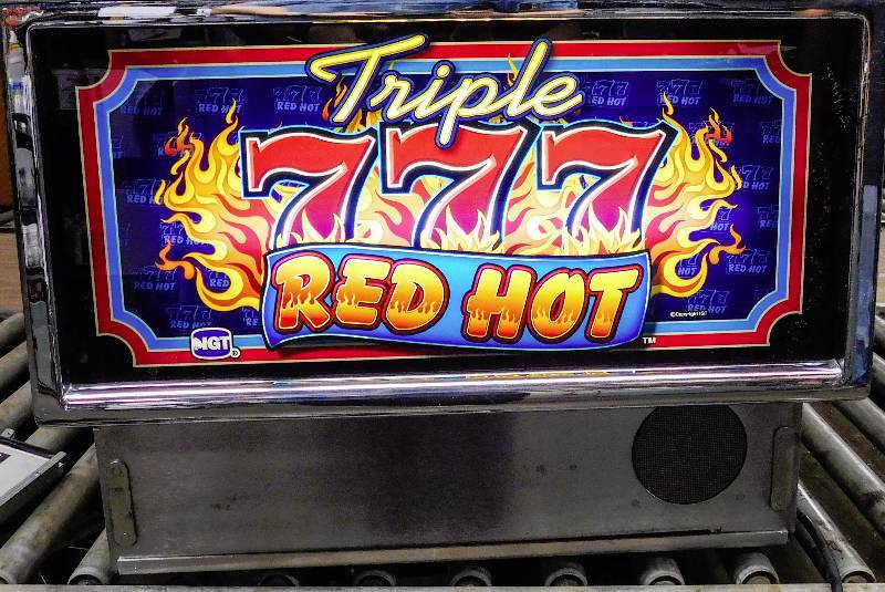 IGT "TRIPLE RED HOT 777" SLOT MACHINE | AUGUST SLOT MACHINE AUCTION | K-BID