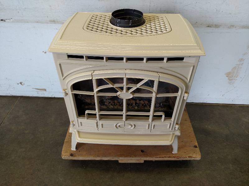 Quadra-Fire Topaz Decorative Gas Stove | October Consignments | K-BID
