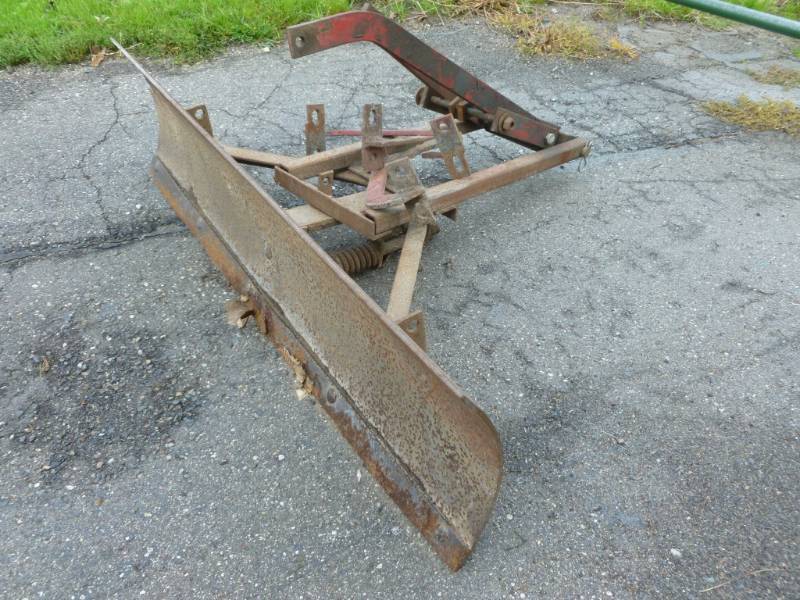 Farmall Cub Blade | Manannah #281 Farmall Cub Blade, New Kitchen Items ...