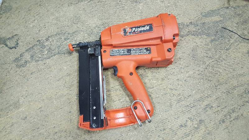 Paslode IM250II Cordless 16 Gauge Straight Finish Nailer Nail Gun No ...