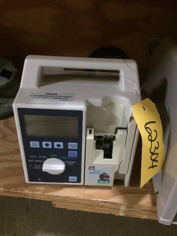 Abbott Plum XL Micro Macro Infusion Pump | #1083 PREMIER PHYSICAL ...