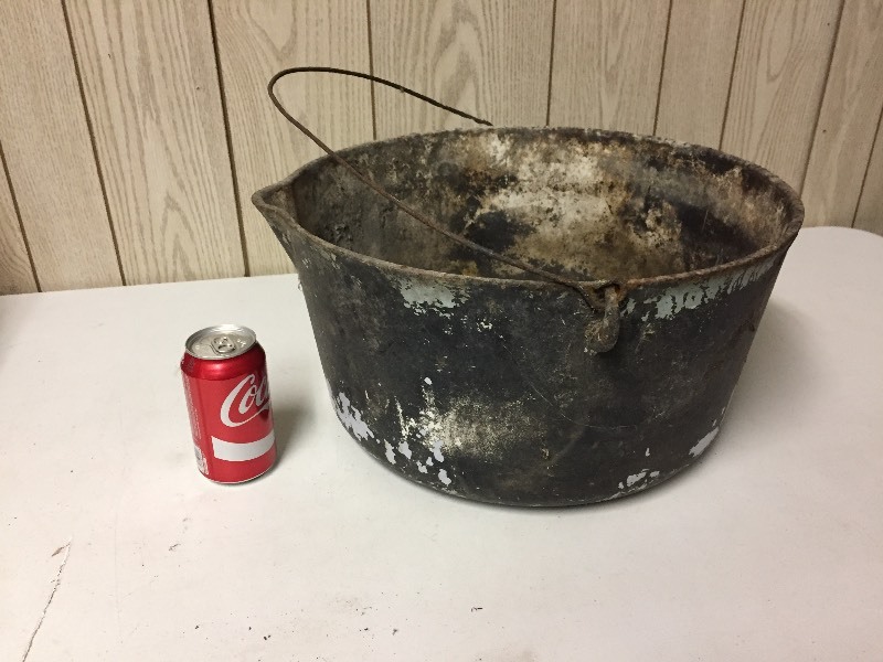 Large Cast Iron Water Boiling Pot | Farmstead Antiques, Vintage Items ...