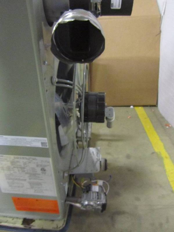 Modine PDP 150,000 BTU Natural Gas Vertical Power Vented Unit Heater ...