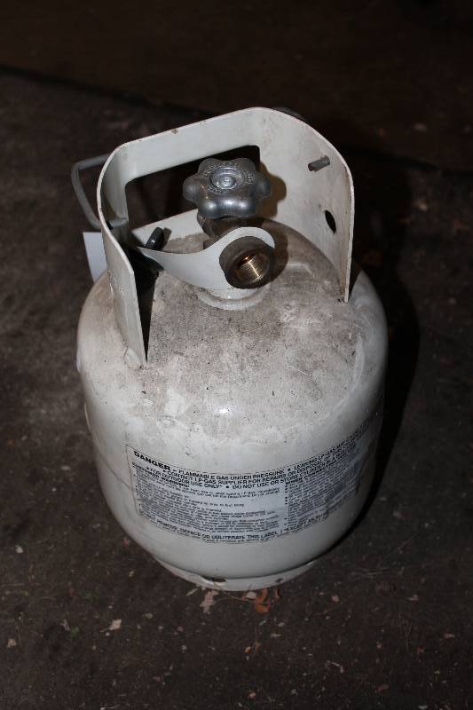 Small/2 Gallon Propane Tank | South Minneapolis Surplus Sale | K-BID
