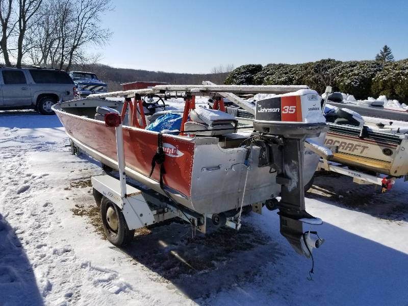 1976 Lund Pike, 16 Foot Fishing Boat w/ 1976 Johnson 35 Outboard Motor ...