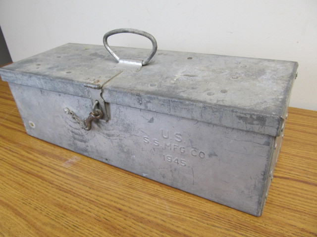 Vintage WW2 Tank Tool Box | LITTLE CANADA Estate Auction - Antiques ...