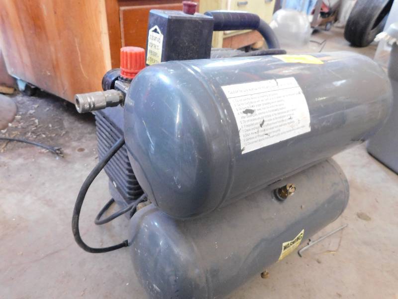 NIKOTA INDUSTRIAL 2HP AIR COMPRESSOR TWIN TANK | REYNOLDS MACHINE SHED ...