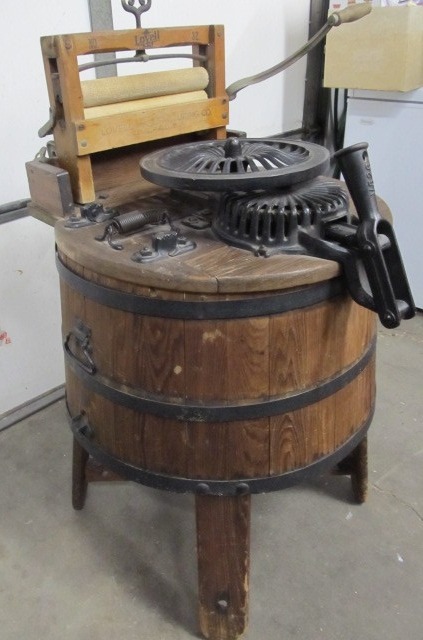 Antique ANCHOR Brand Wood Cast Iron Washing Machine | Little Canada ...